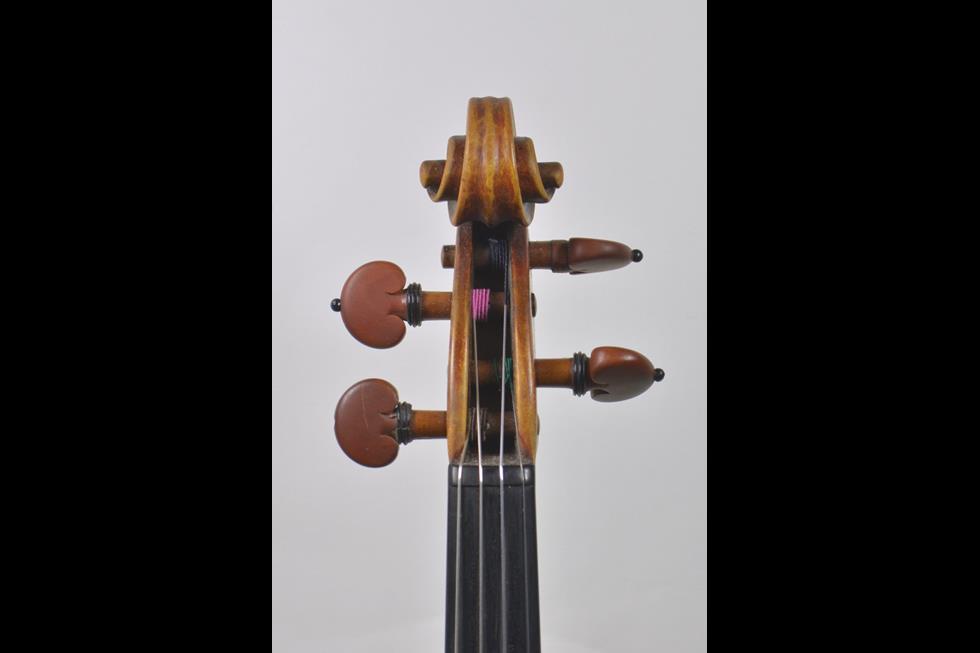 The Strad - ‘This Voller violin has a big sound’: Piatti Quartet ...